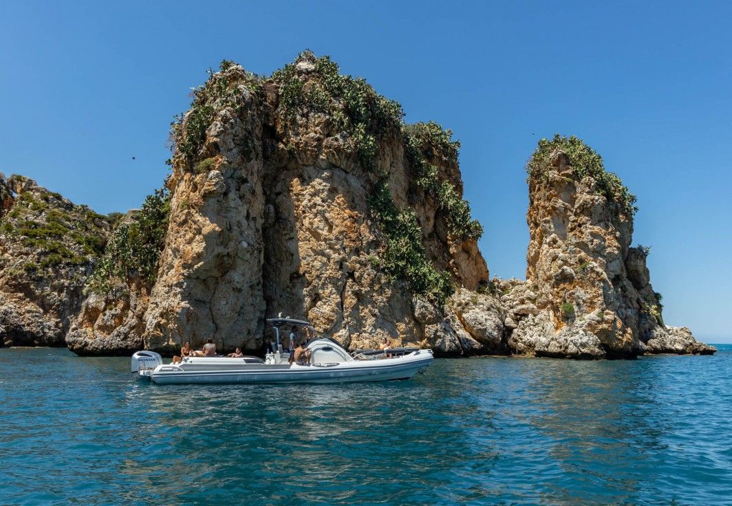 Excursions and boat rental Favignana and Egadi Islands - Mare and More