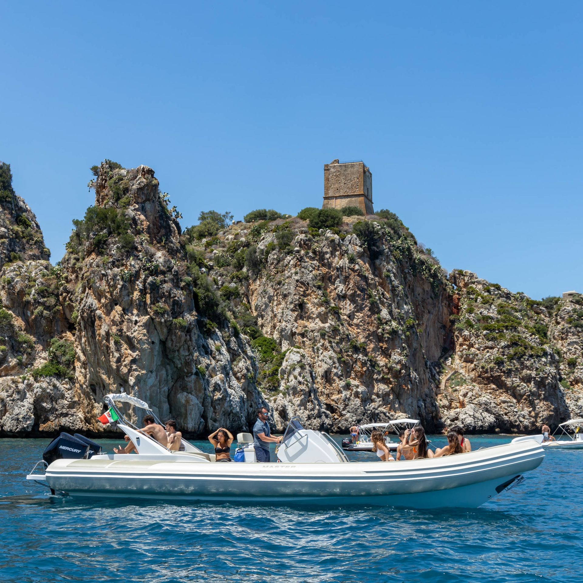 Exclusive boat tours Favignana and Egadi Islands - Mare and More